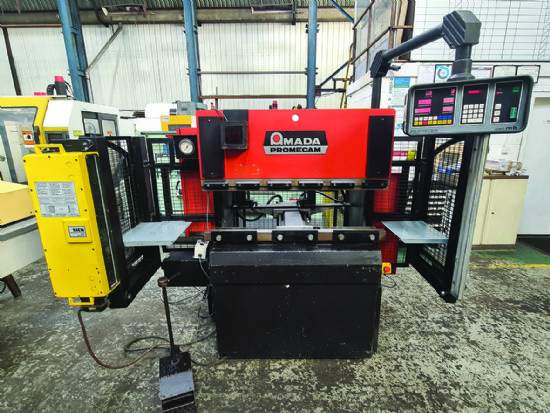 AMADA PROMECAM IT 2512 CNC Upstroking Press Brake for sale : Machinery ...