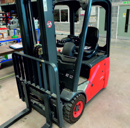Linde E12 three wheeled electric forklift truck, 4.5m mast, 185 hours ...