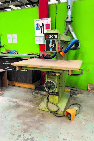 SCM R8 Overhead Router for sale : Machinery-Locator.com