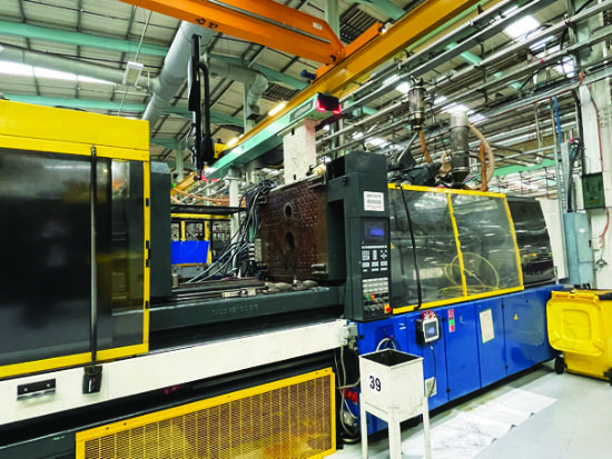 400-Ton ENGEL ES1800H330W400HL-2F for sale : Machinery-Locator.com