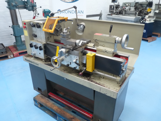 Harrison M300 25” Centre Lathe. L01016.01 for sale : Machinery-Locator.com