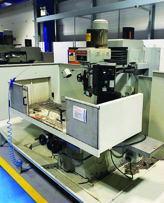 XYZ SMX 5000 with ProtoTrak control, electronic hand wheels, Traking ...