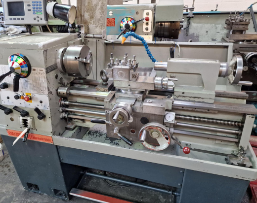 COLCHESTER STUDENT 1800 13" x 25" STRAIGHT BED CENTRE LATHE (12731) for ...