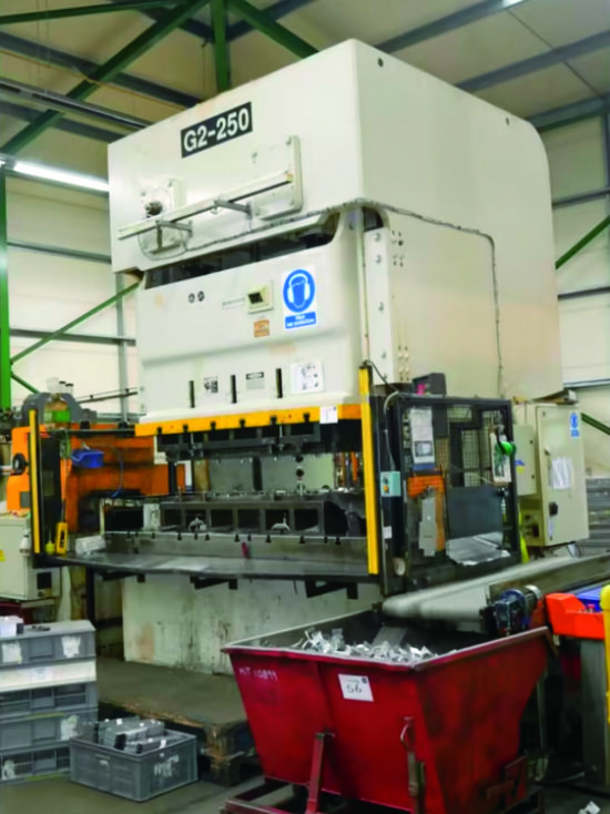 Chin Fong G2-250 Double Crank 250 Ton Power Press for sale : Machinery-Locator.com