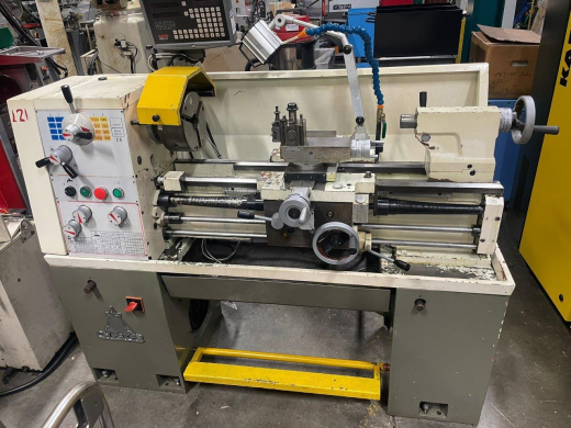 Chester Challenger Gap Bed Lathe (4222) for sale : Machinery-Locator.com