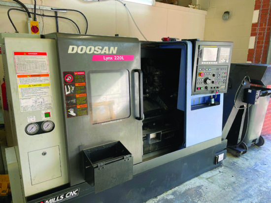 DOOSAN Lynx 220LC CNC Lathe (2013) for sale : Machinery-Locator.com