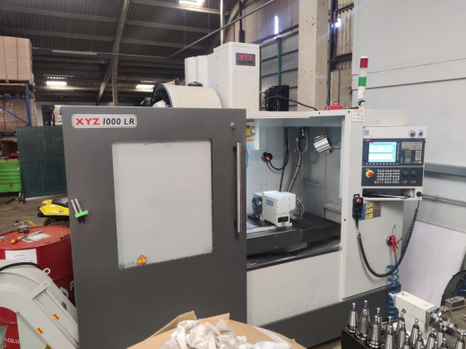 Used XYZ 1000LR CNC Vertical Machining Centre (4589) for sale ...