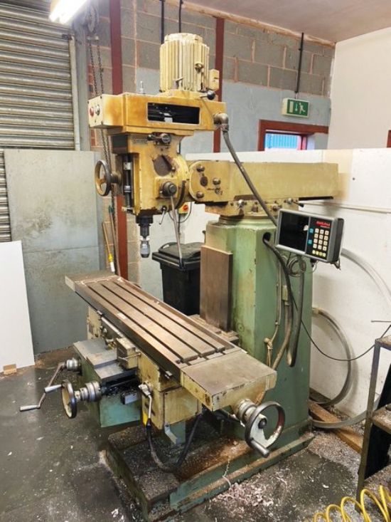 TOS FNK 25 Turret Mill for sale : Machinery-Locator.com