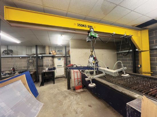 Aero Lift 250kg Sheet Lift System with Jib Crane. Year 2021 for sale ...