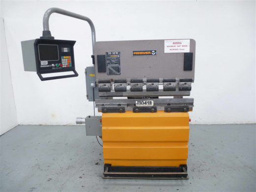 30 TON X 1200MM HYDRAULIC UPSTROKE 3 AXIS CNC PRESS BRAKE. HURCO ...