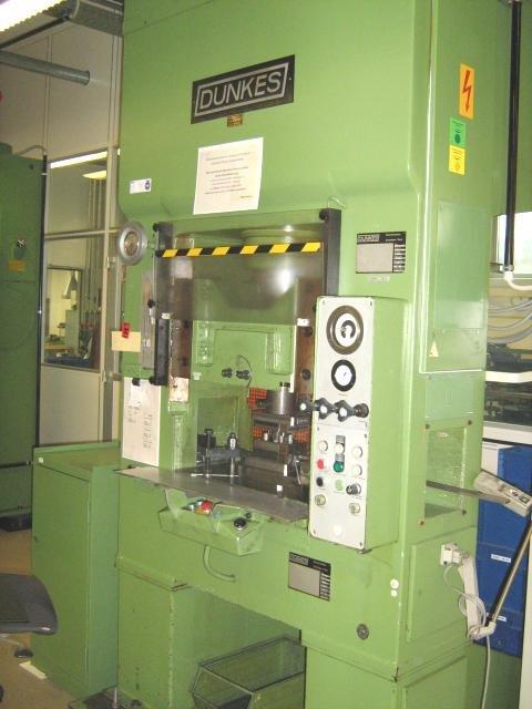 Machinery Locator : Used machine tools for sale in Category: Presses ...