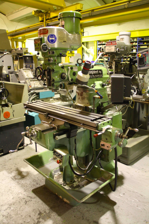 Bridgeport Series 1-2HP Turret Milling Machine