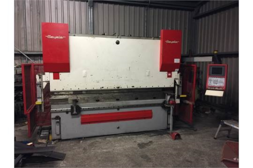 200 ton x 3000mm Hydraulic Downstroke 6 Axis CNC Press Brake. Cybelec V-DNC-1200-b Control ...