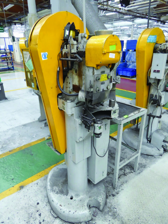 Bifurcated & Tubular Rivet Co Riveter (Qty 6) for sale : Machinery ...