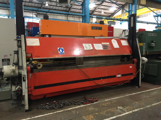 3200mm x 4mm CNC Folder. With System 9000 Control for sale : Machinery ...