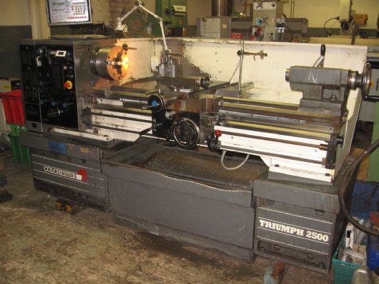 Colchester Triumph VS 2500 for sale : Machinery-Locator.com