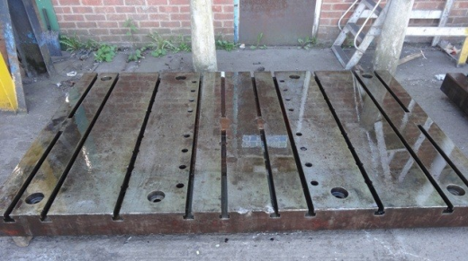 Steel Tee Slotted Floor Plate 2515 x 1600 x 150mm, 10 T Slots for sale ...