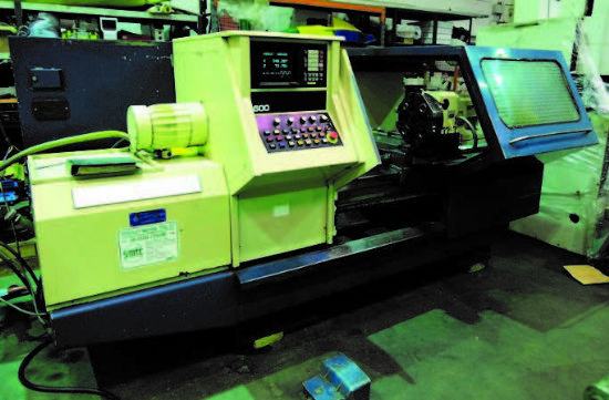 Colchester 500 CNC Lathe with Fanuc System 3T Control, 10" 3-Jaw Chuck ...