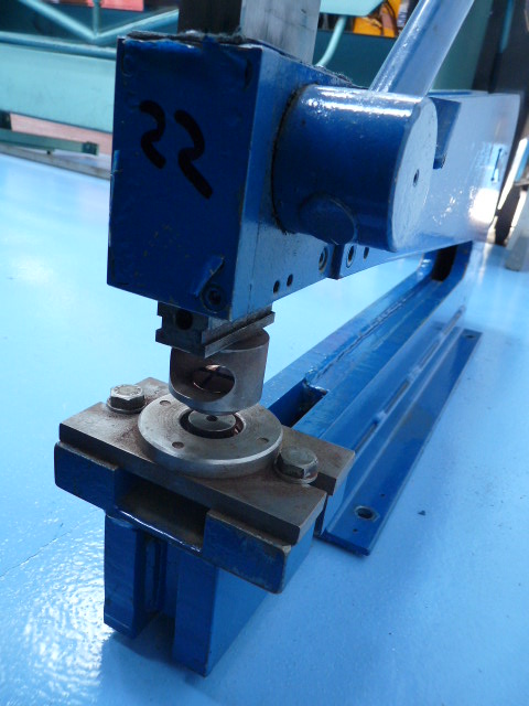 HUNTON HAND OPERATED BENCH PUNCH for sale : Machinery-Locator.com